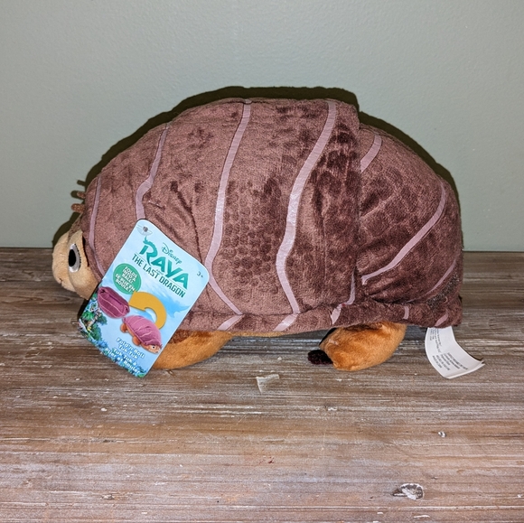 Disney | Toys | Disney Raya And The Last Dragon Foldn Roll Tuk Tuk ...